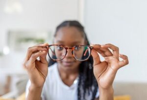 10 Eye Defects - Causes And Correction - KompleteCare Blog